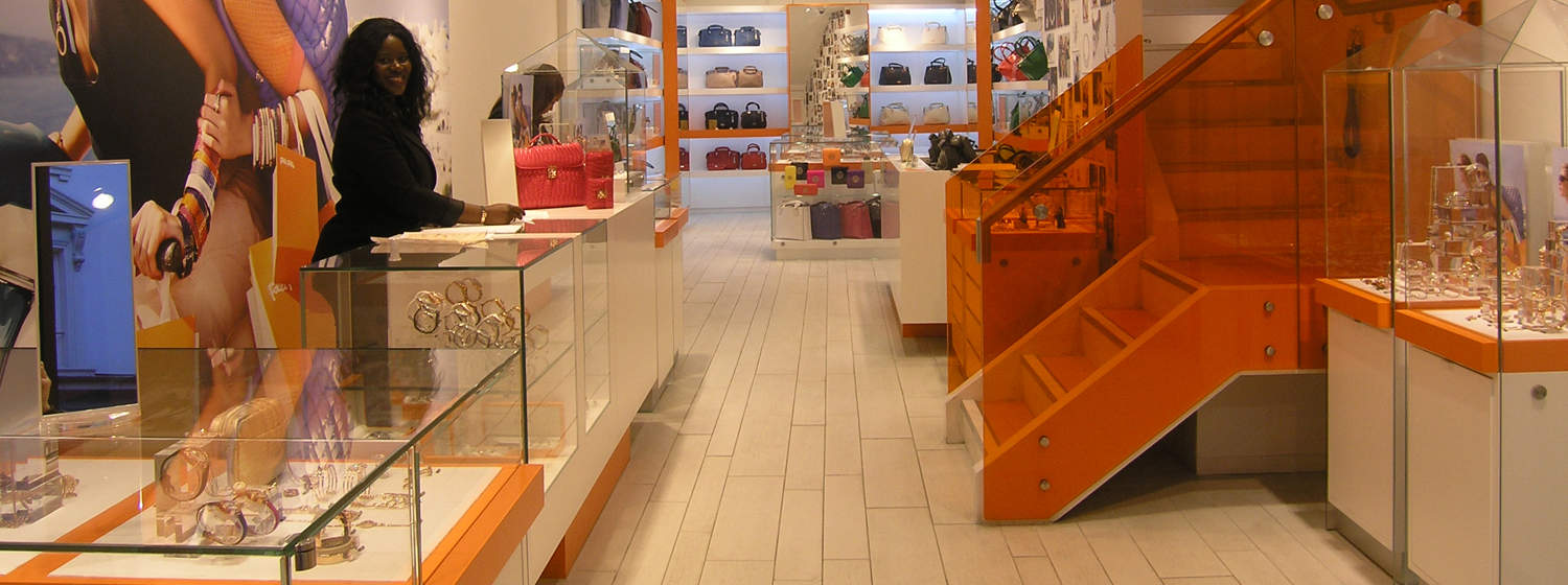 Thames Contracts Upmarket Shop Fitting - Designing for Flagship Stores ...